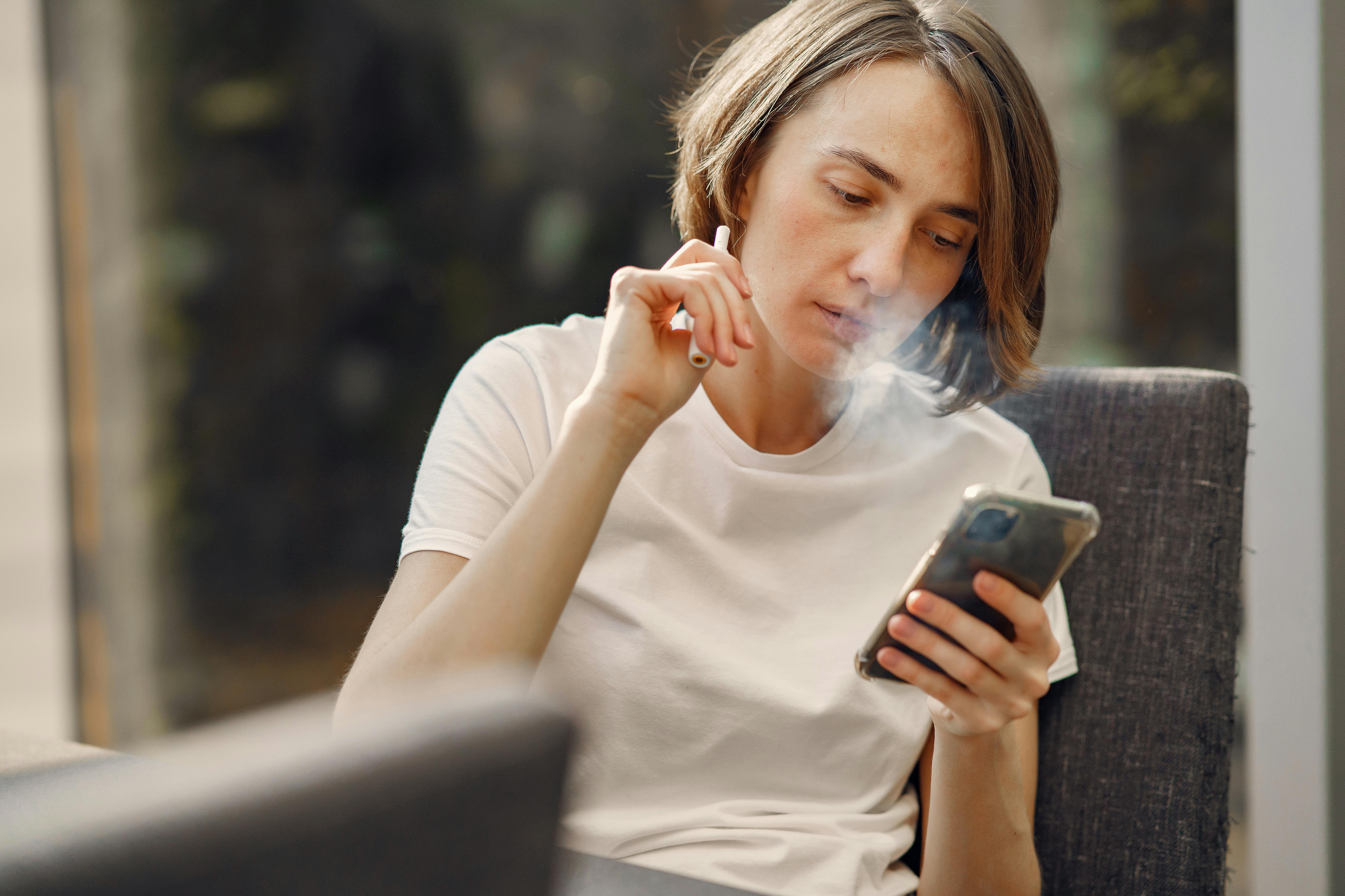 The Hidden Dangers of Vaping for Women in 2024: Serious Risks You Need ...